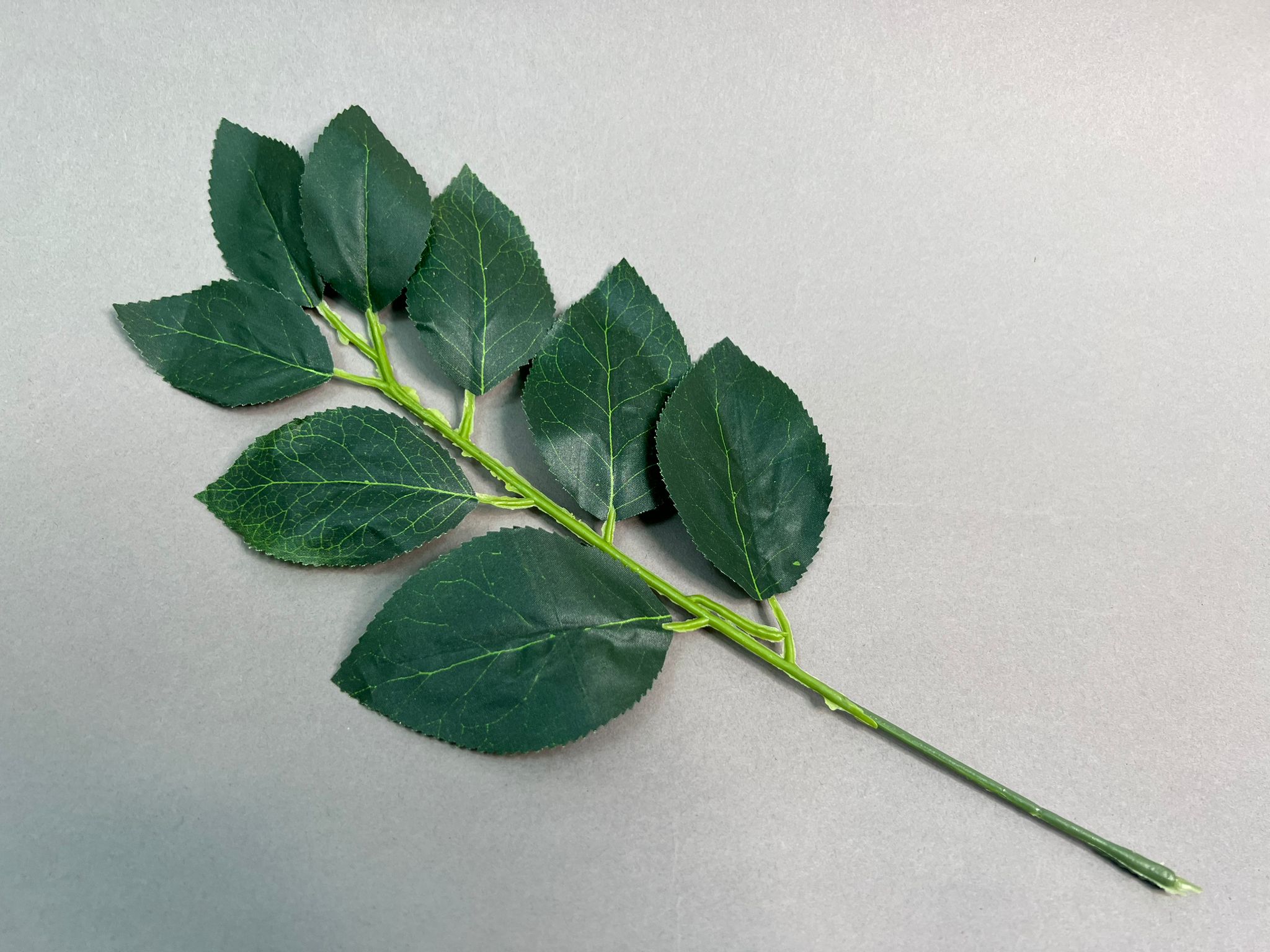 Купить искусственную зелень оптом в Беларуси: Минск, Гродно, Витебск ...