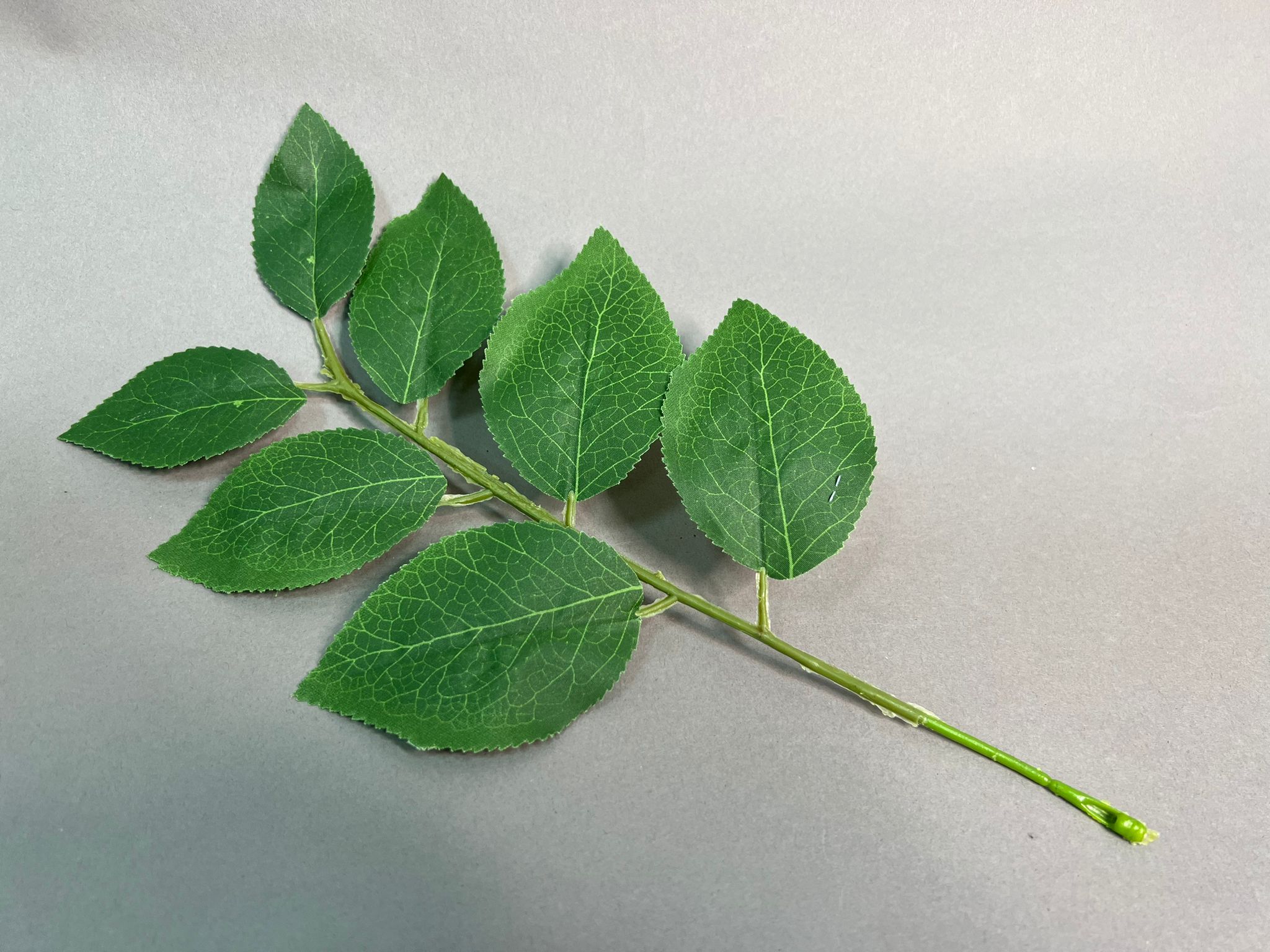 Купить искусственную зелень оптом в Беларуси: Минск, Гродно, Витебск ...